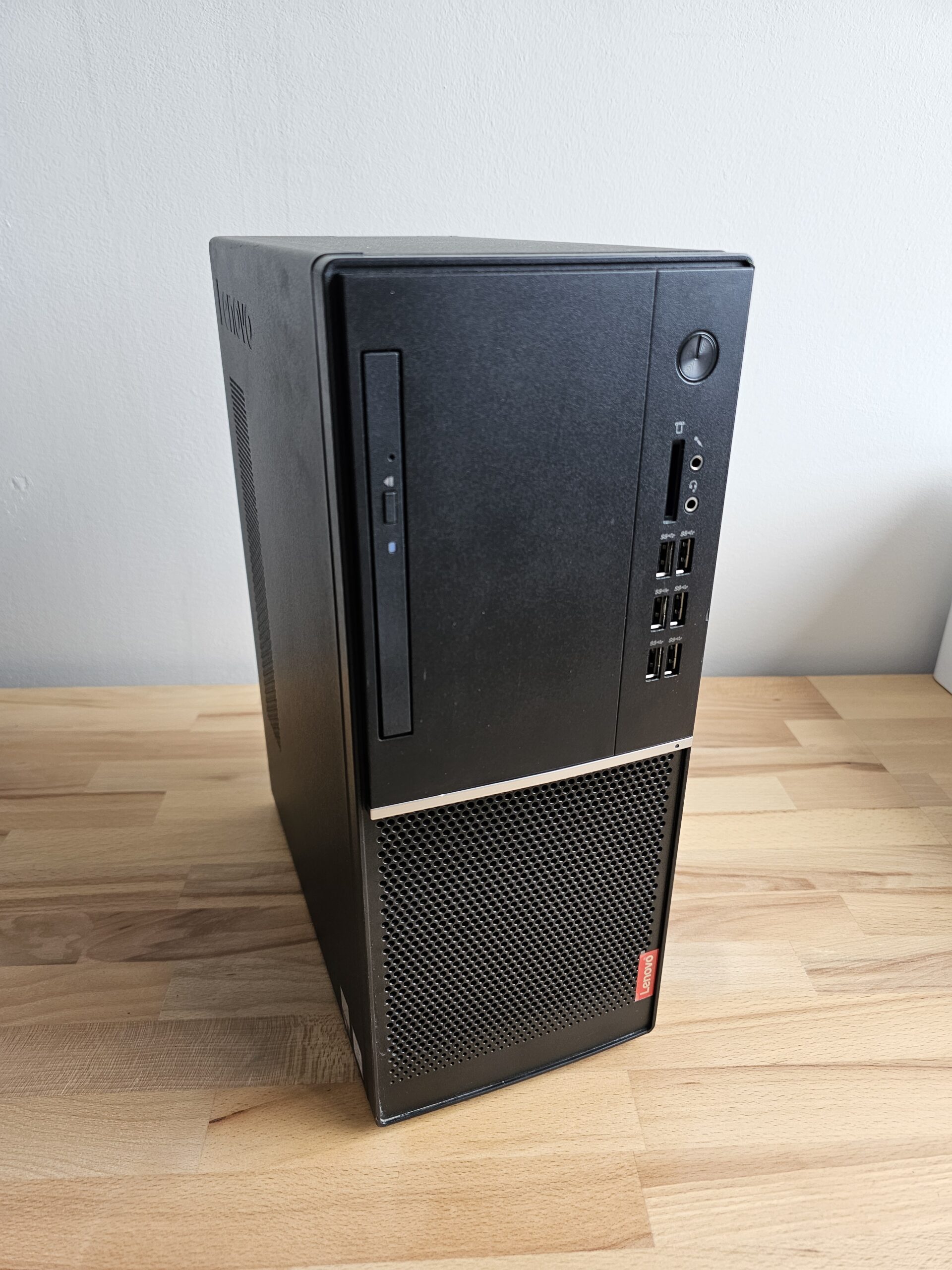 Lenovo V530 | i3 8100 | 8Go | SSD 256Go - MicroBert